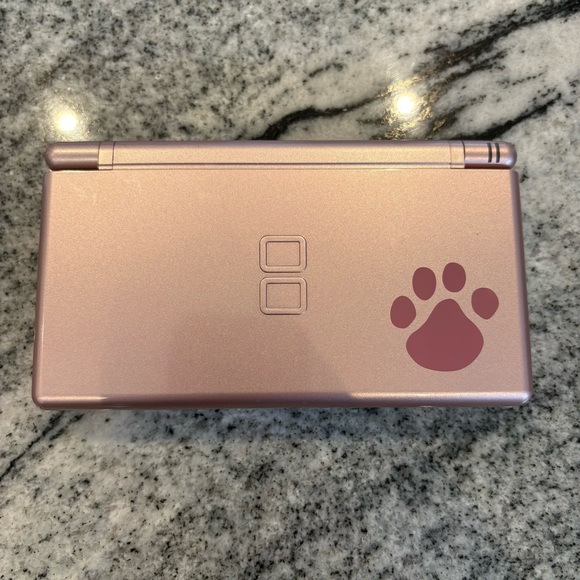 Nintendo | Video Games & Consoles | Nintendo Ds Lite With Charger And ...